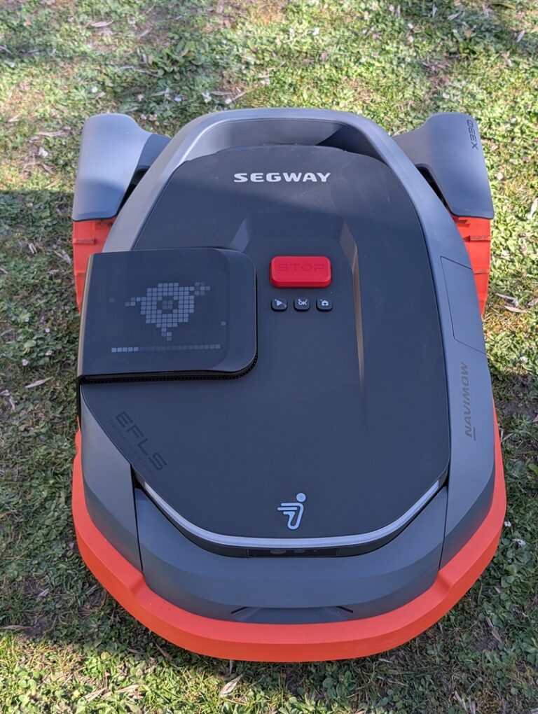 Segway Navimow dévoile X3, sa nouvelle gamme de robots tondeuses pour ...